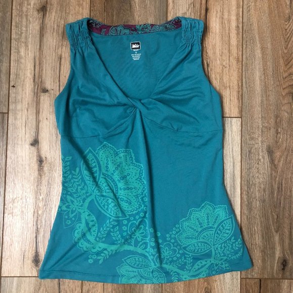 REI | Tops | Rei Fitted Tank Size S | Poshmark